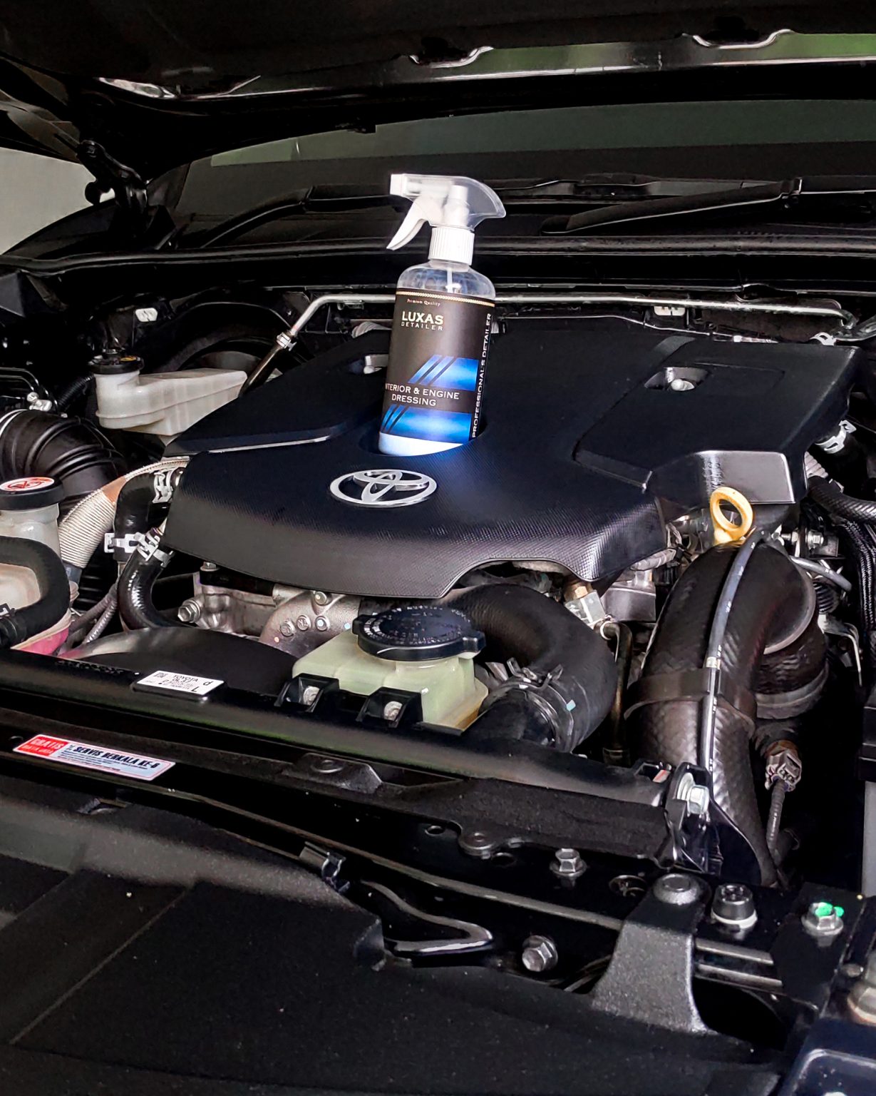 Detailing Mesin Mobil | LUXAS Auto Detailing